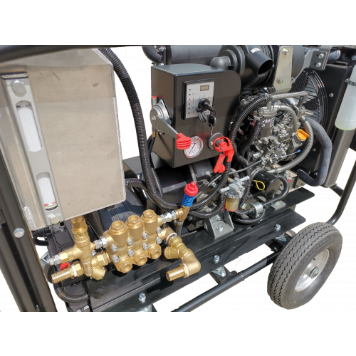 Maxflow Power Products - Maxflow Industrial Diesel Pressure Washer ...